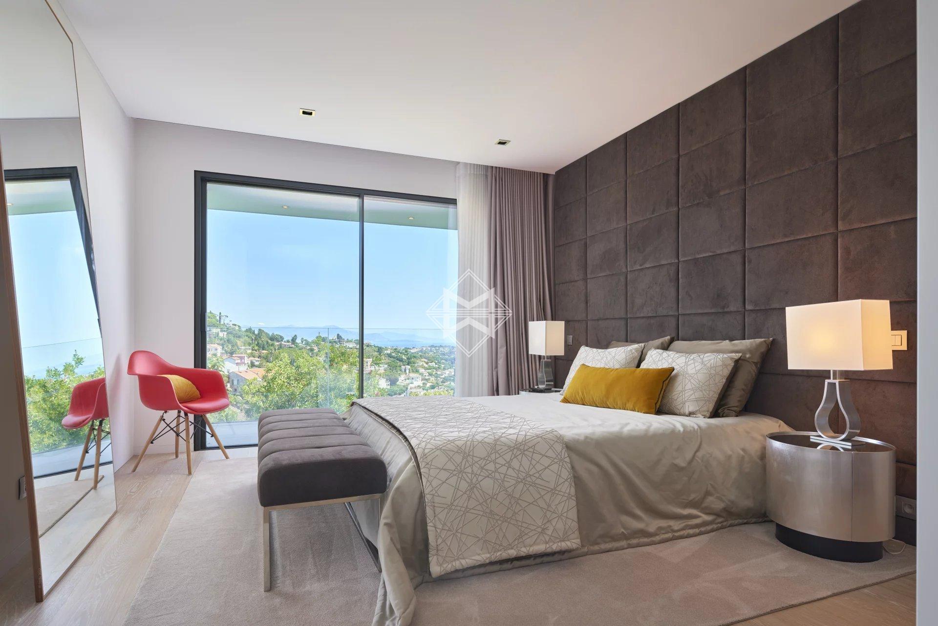 Sale Villa Cannes - 4 Bedrooms - Sea view . Ref 2252